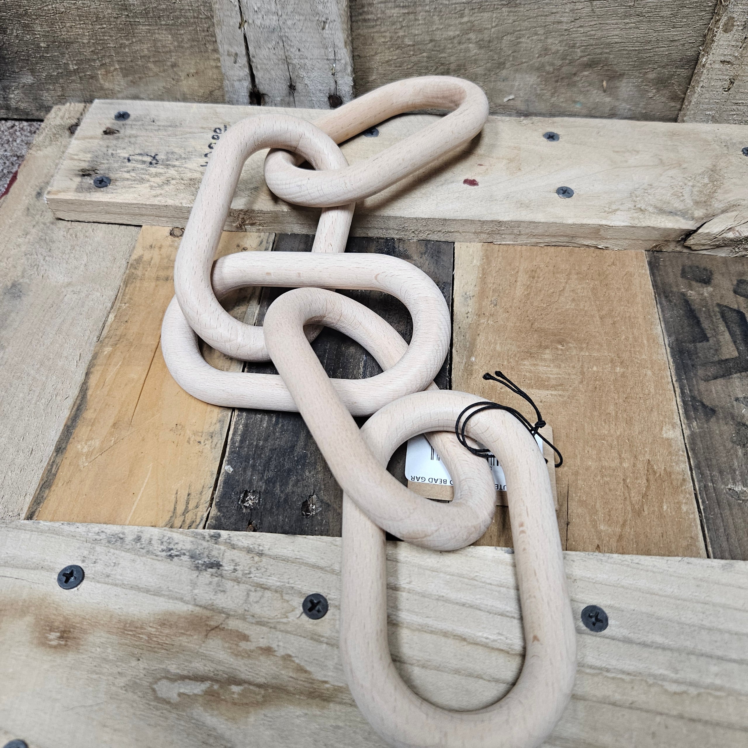 CHAIN LINK WOOD GARLAND HLV07292415 | The Vintage Barn