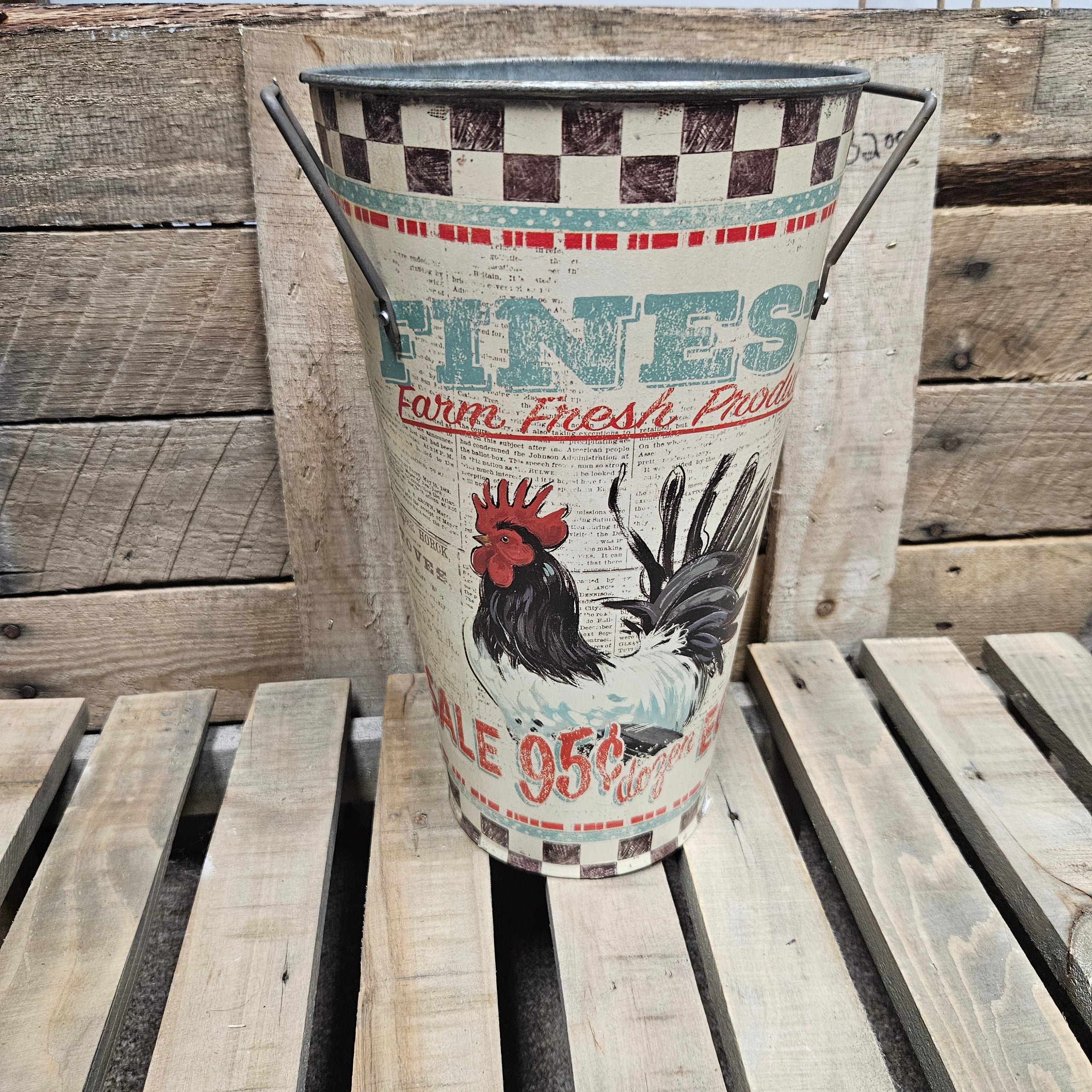 ROOSTER BUCKET HLV08122421 | The Vintage Barn